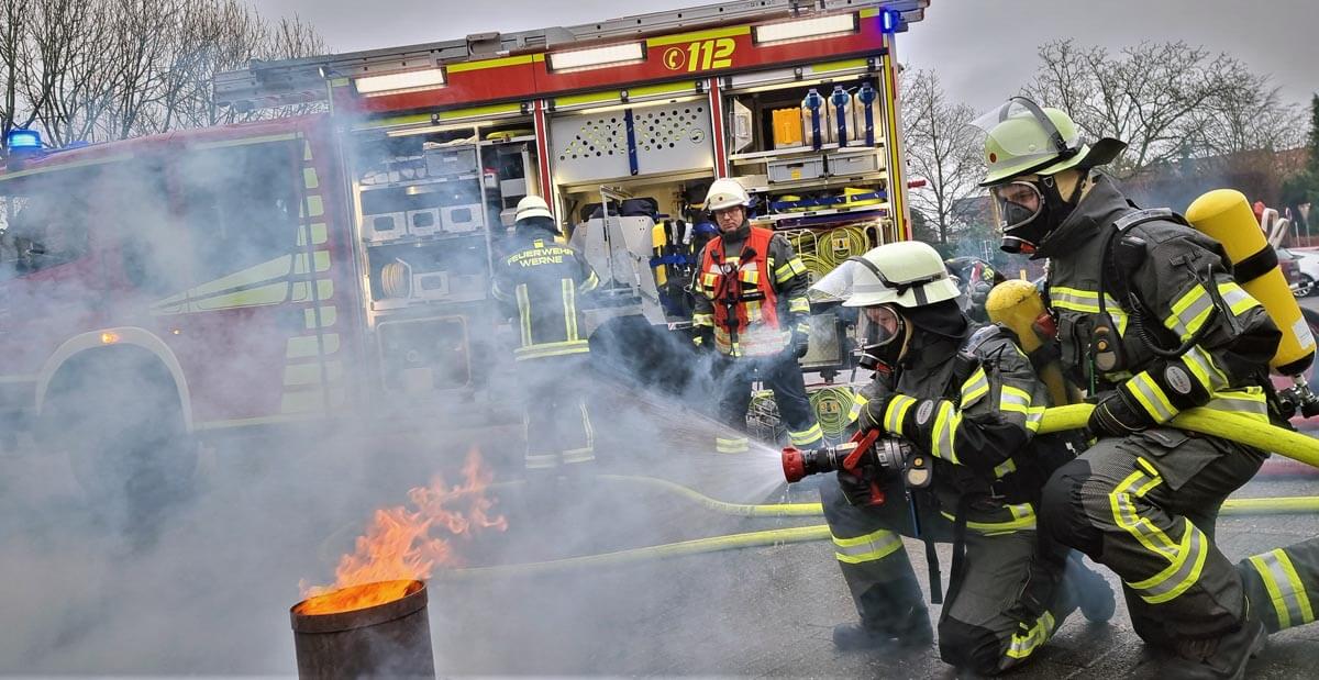 Sicher und funktional: Neue Einsatzkleidung für Feuerwehr – Werne Plus Sicher und funktional: Neue Einsatzkleidung für Feuerwehr – Werne Plus